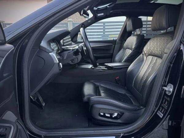 Blue BMW 630 2018 in Jelgava, with an engine capacity of 3.00 L and mileage of 207 thousand km for 24800 €, photo 9 on AUTOMOTO.COM.LV
