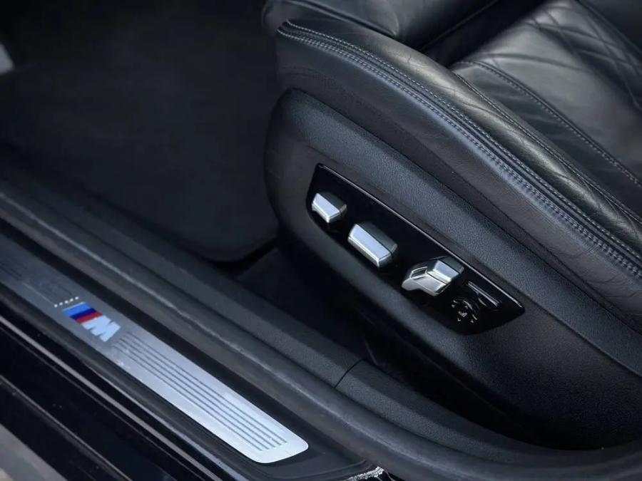 Zils BMW 630 2018 Jelgava, ar dzinēja tilpumu 3.00 L un nobraukumu 207 tūkst. km par 24800 €, foto 18 vietnē AUTOMOTO.COM.LV