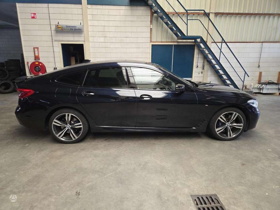 Zils BMW 630 2018 Kauņa, ar dzinēja tilpumu 2.00 L un nobraukumu 166 tūkst. km par 19750 €, foto 3 vietnē AUTOMOTO.COM.LV