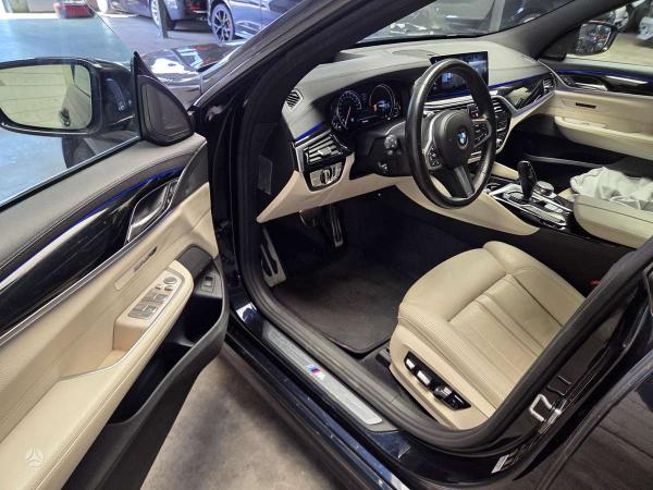 Zils BMW 630 2018 Kauņa, ar dzinēja tilpumu 2.00 L un nobraukumu 166 tūkst. km par 19750 €, foto 9 vietnē AUTOMOTO.COM.LV