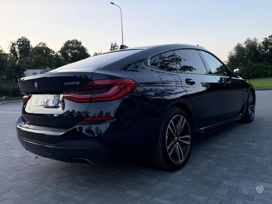 Zils BMW 630 2022 Kauņa, ar dzinēja tilpumu 3.00 L un nobraukumu 335 tūkst. km par 25500 €, foto 13 vietnē AUTOMOTO.COM.LV