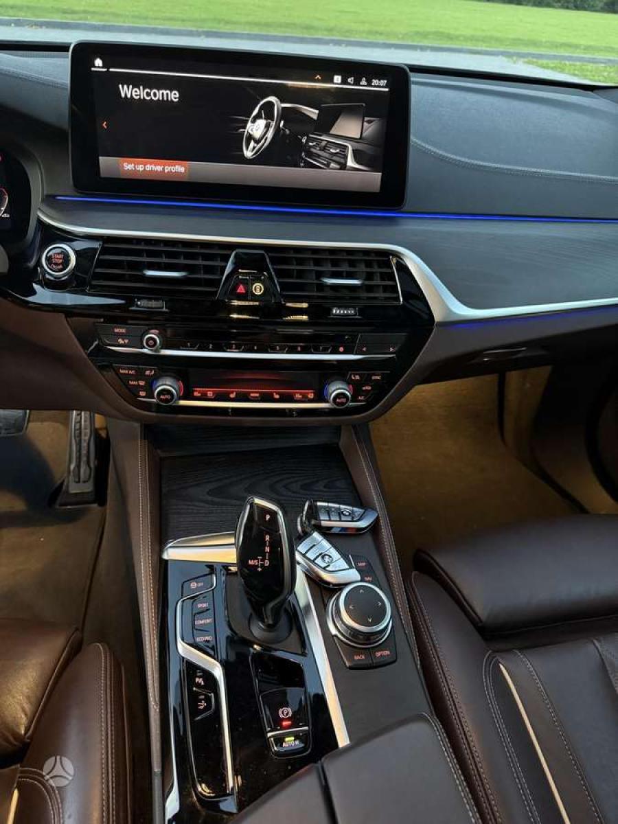 Zils BMW 630 2022 Kauņa, ar dzinēja tilpumu 3.00 L un nobraukumu 335 tūkst. km par 25500 €, foto 19 vietnē AUTOMOTO.COM.LV