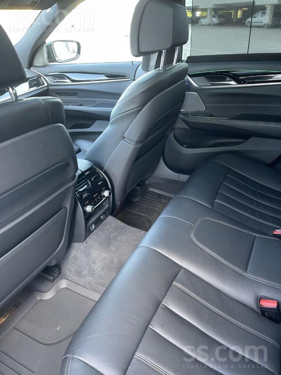 Brown BMW 630 2018 in Riga, with an engine capacity of 3.00 L and mileage of 225 thousand km for 22900 €, photo 15 on AUTOMOTO.COM.LV