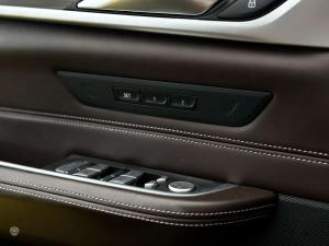 Brūns BMW 630 2019 Viļņa, ar dzinēja tilpumu 2.99 L un nobraukumu 89 tūkst. km par 35000 €, foto 20 vietnē AUTOMOTO.COM.LV