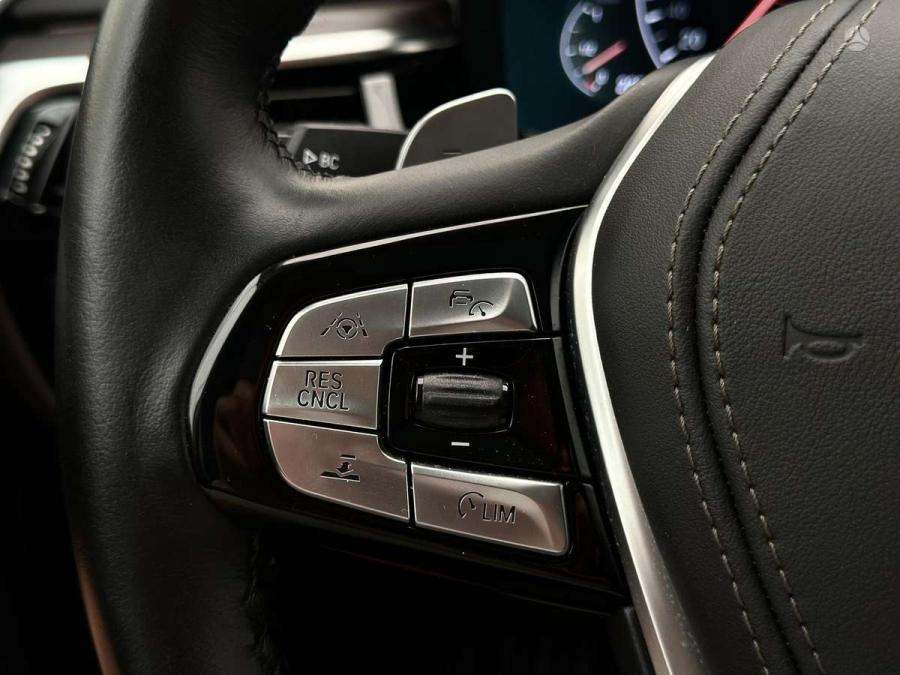 Brūns BMW 630 2019 Viļņa, ar dzinēja tilpumu 2.99 L un nobraukumu 89 tūkst. km par 35000 €, foto 23 vietnē AUTOMOTO.COM.LV