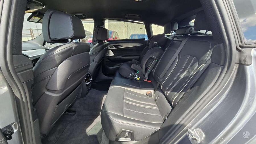 Pelēks BMW 630 2017 Kauņa, ar dzinēja tilpumu 2.99 L un nobraukumu 241 tūkst. km par 24999 €, foto 19 vietnē AUTOMOTO.COM.LV