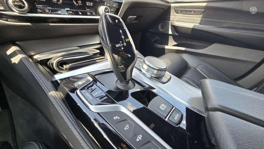 Pelēks BMW 630 2017 Kauņa, ar dzinēja tilpumu 2.99 L un nobraukumu 240 tūkst. km par 24499 €, foto 21 vietnē AUTOMOTO.COM.LV