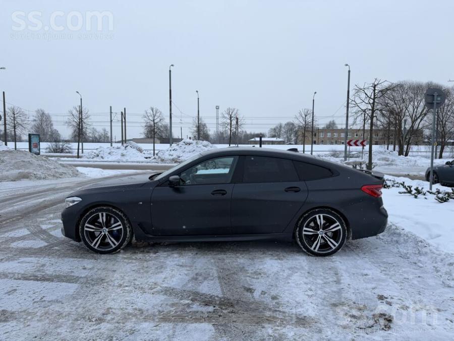 Grey BMW 630 2017 in Riga, with an engine capacity of 3.00 L and mileage of 203 thousand km for 26500 €, photo 5 on AUTOMOTO.COM.LV