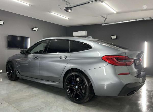 Pelēks BMW 630 2018 Utena, ar dzinēja tilpumu 2.99 L un nobraukumu 160 tūkst. km par 26700 €, foto 4 vietnē AUTOMOTO.COM.LV