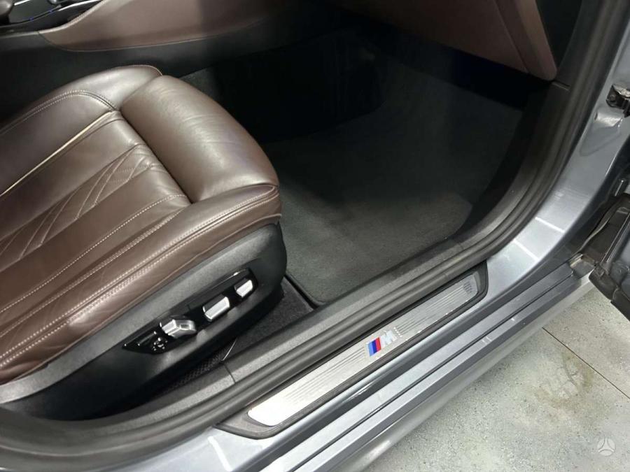 Grey BMW 630 2018 in Utena, with an engine capacity of 2.99 L and mileage of 160 thousand km for 26700 €, photo 22 on AUTOMOTO.COM.LV