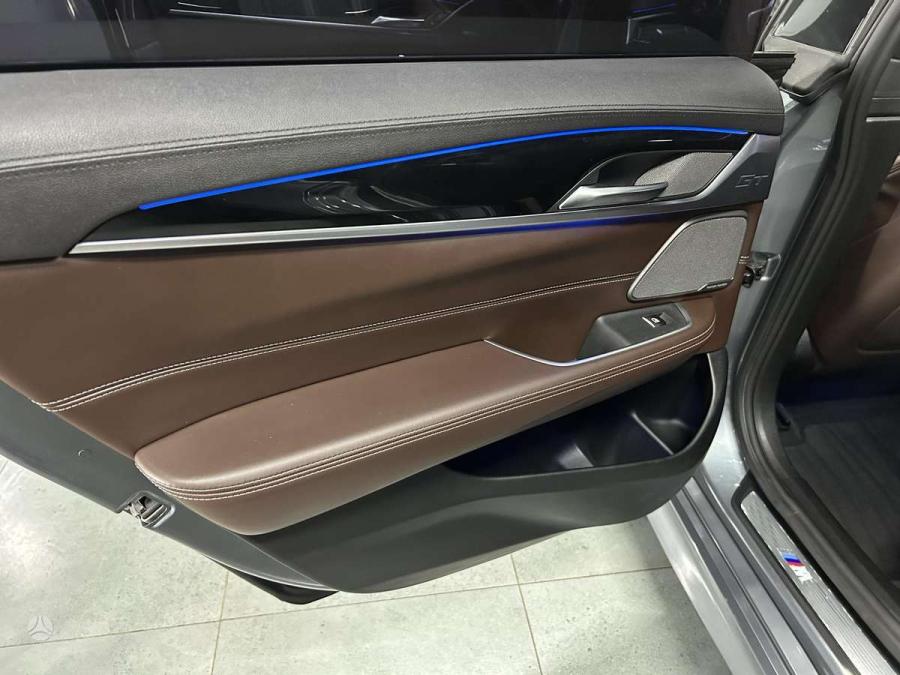 Grey BMW 630 2018 in Utena, with an engine capacity of 2.99 L and mileage of 160 thousand km for 26700 €, photo 28 on AUTOMOTO.COM.LV