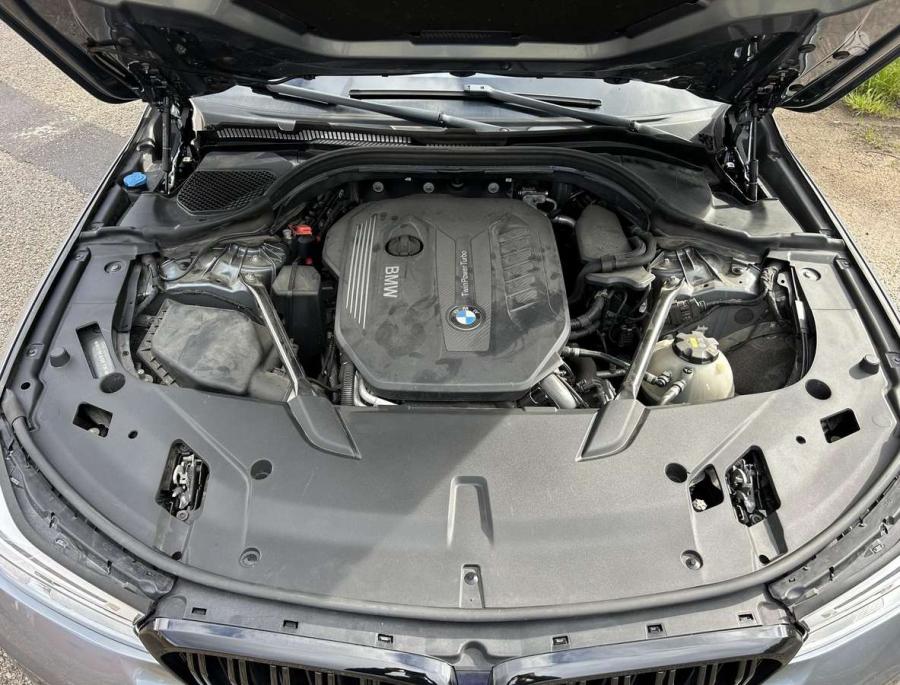 Grey BMW 630 2018 in Utena, with an engine capacity of 2.99 L and mileage of 160 thousand km for 26700 €, photo 56 on AUTOMOTO.COM.LV
