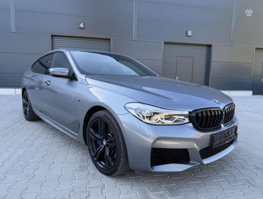 Grey BMW 630 2018 in Utena, with an engine capacity of 3.00 L and mileage of 160 thousand km for 26600 €, photo 4 on AUTOMOTO.COM.LV