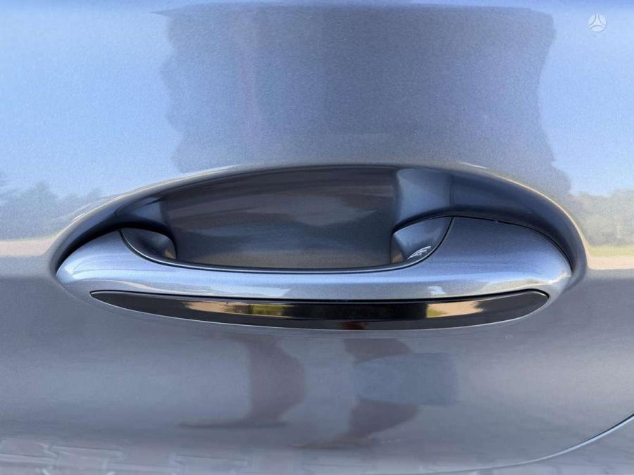 Grey BMW 630 2018 in Utena, with an engine capacity of 3.00 L and mileage of 160 thousand km for 26600 €, photo 14 on AUTOMOTO.COM.LV