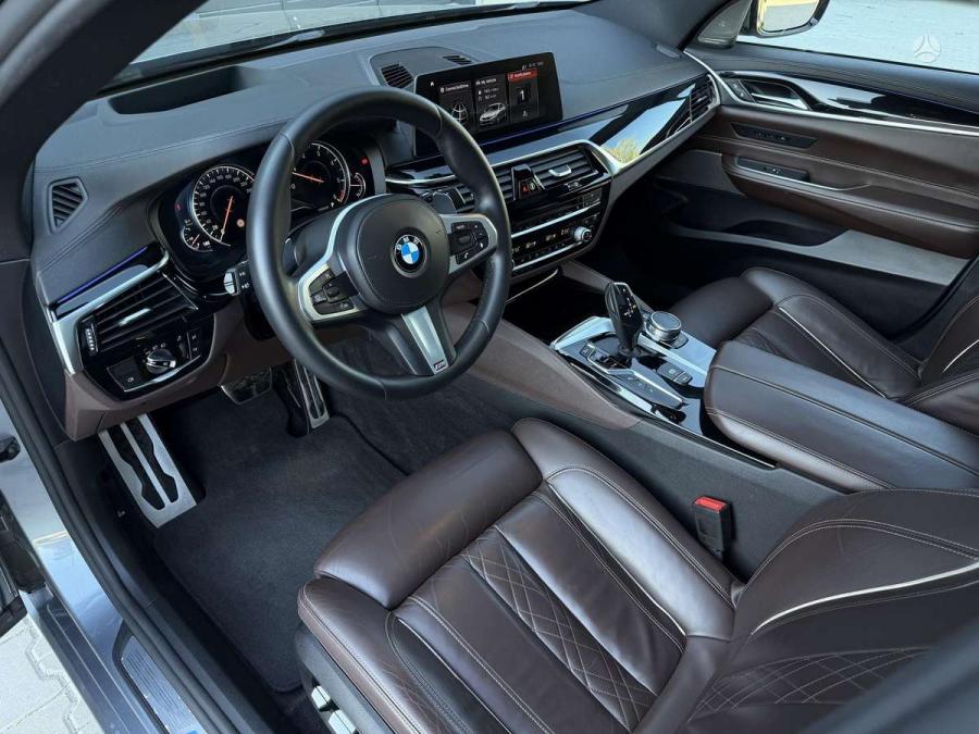 Grey BMW 630 2018 in Utena, with an engine capacity of 3.00 L and mileage of 160 thousand km for 26600 €, photo 17 on AUTOMOTO.COM.LV