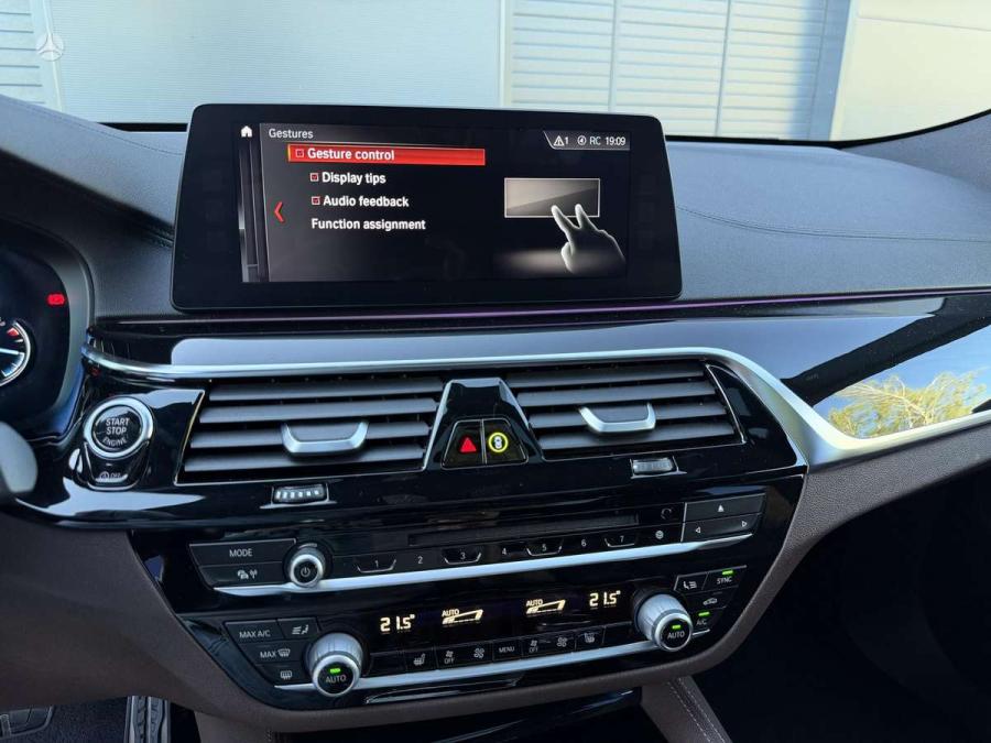 Grey BMW 630 2018 in Utena, with an engine capacity of 3.00 L and mileage of 160 thousand km for 26600 €, photo 27 on AUTOMOTO.COM.LV
