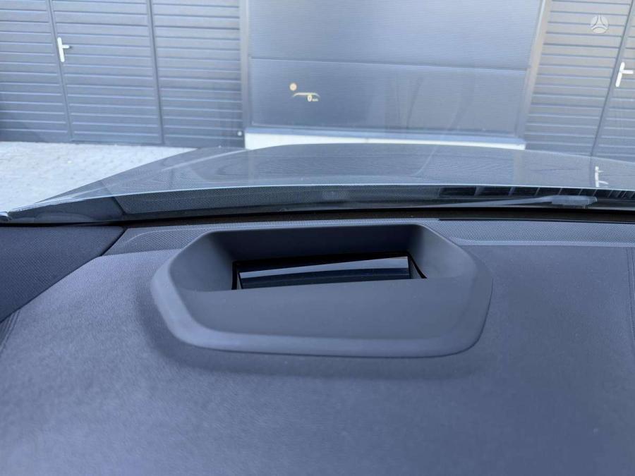 Grey BMW 630 2018 in Utena, with an engine capacity of 3.00 L and mileage of 160 thousand km for 26600 €, photo 34 on AUTOMOTO.COM.LV