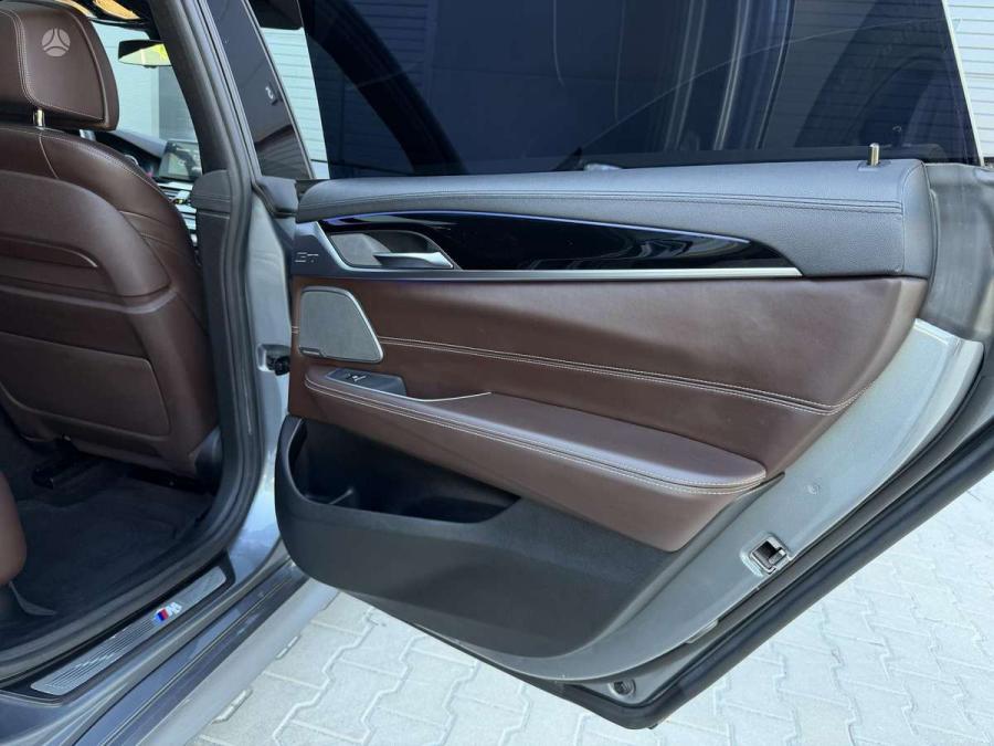Grey BMW 630 2018 in Utena, with an engine capacity of 3.00 L and mileage of 160 thousand km for 26600 €, photo 42 on AUTOMOTO.COM.LV