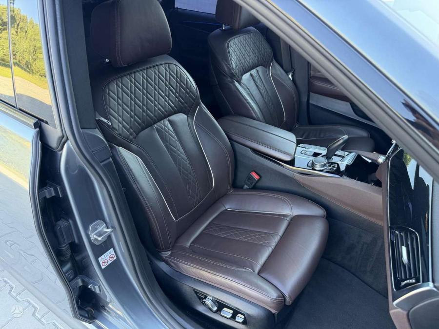 Grey BMW 630 2018 in Utena, with an engine capacity of 3.00 L and mileage of 160 thousand km for 26600 €, photo 44 on AUTOMOTO.COM.LV