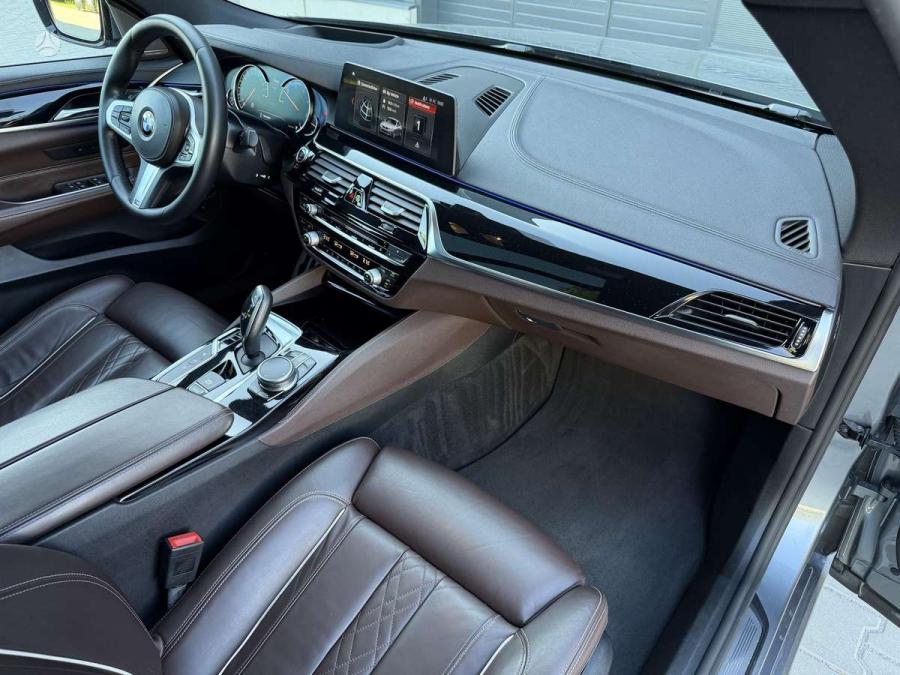 Grey BMW 630 2018 in Utena, with an engine capacity of 3.00 L and mileage of 160 thousand km for 26600 €, photo 45 on AUTOMOTO.COM.LV