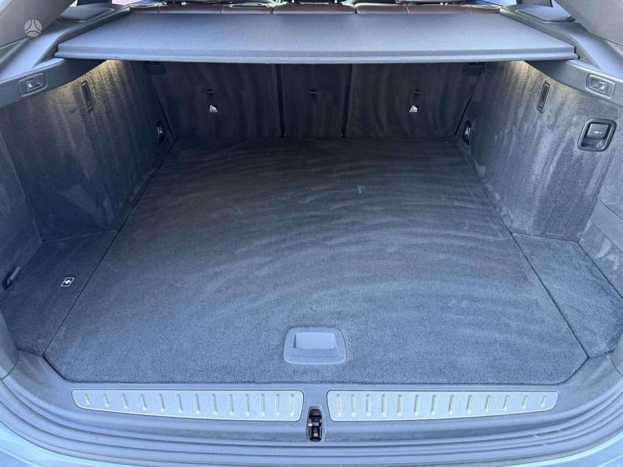 Grey BMW 630 2018 in Utena, with an engine capacity of 3.00 L and mileage of 160 thousand km for 26600 €, photo 47 on AUTOMOTO.COM.LV