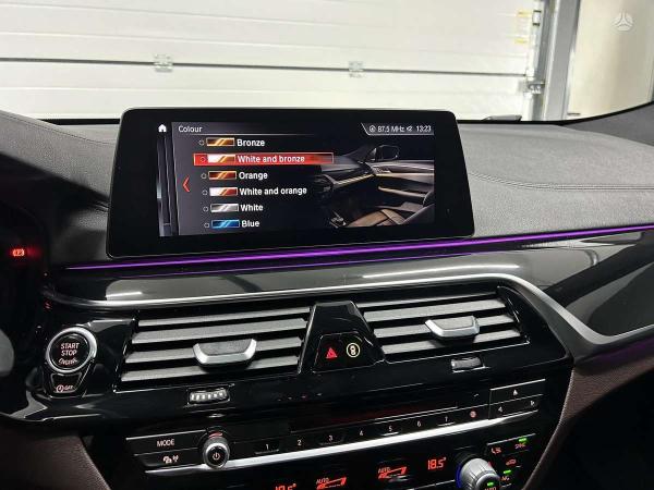 Grey BMW 630 2018 in Utena, with an engine capacity of 2.99 L and mileage of 160 thousand km for 26500 €, photo 8 on AUTOMOTO.COM.LV