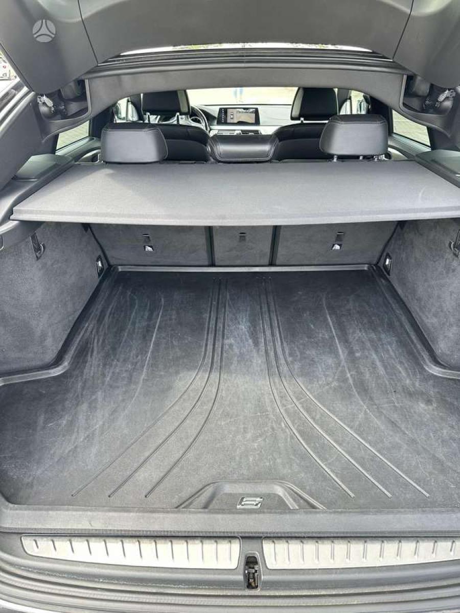 Pelēks BMW 630 2018 Plungė, ar dzinēja tilpumu 3.00 L un nobraukumu 162 tūkst. km par 28500 €, foto 14 vietnē AUTOMOTO.COM.LV