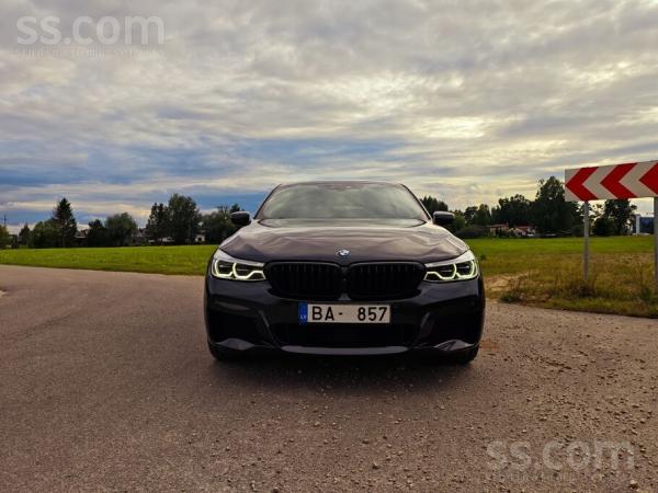 Grey BMW 630 2018 in Riga, with an engine capacity of 3.00 L and mileage of 217 thousand km for 22500 €, photo 3 on AUTOMOTO.COM.LV