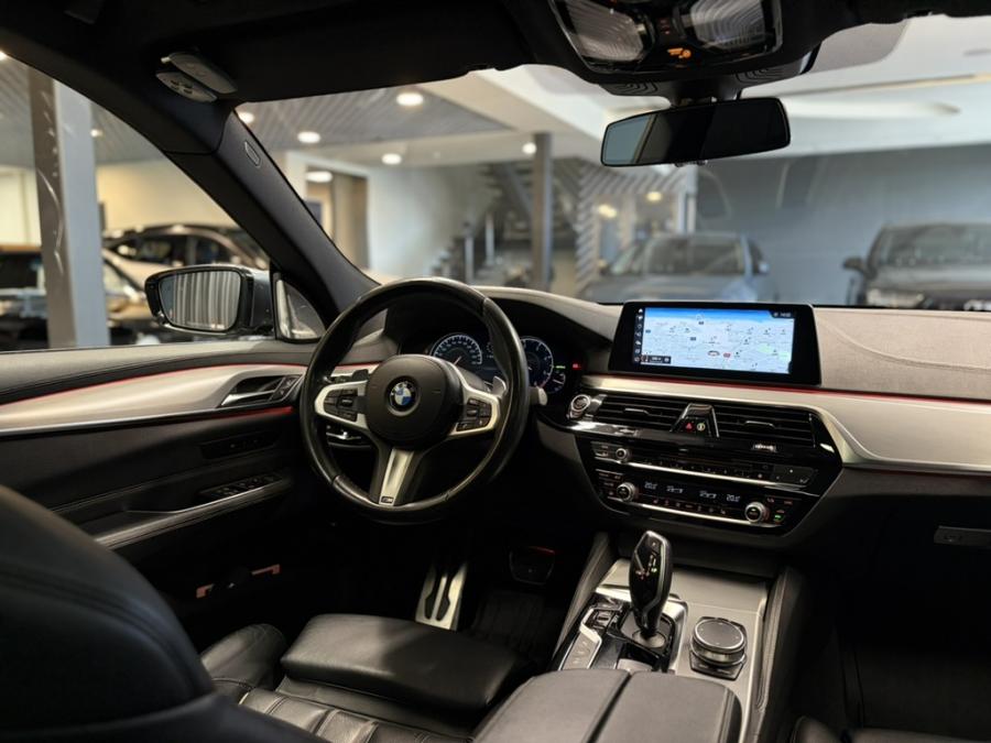 Pelēks BMW 630 2019 Rīga, ar dzinēja tilpumu 3.00 L un nobraukumu 121 tūkst. km par 29990 €, foto 22 vietnē AUTOMOTO.COM.LV