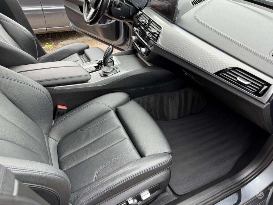 Grey BMW 630 2019 in Utena, with an engine capacity of 2.99 L and mileage of 275 thousand km for 17990 €, photo 11 on AUTOMOTO.COM.LV