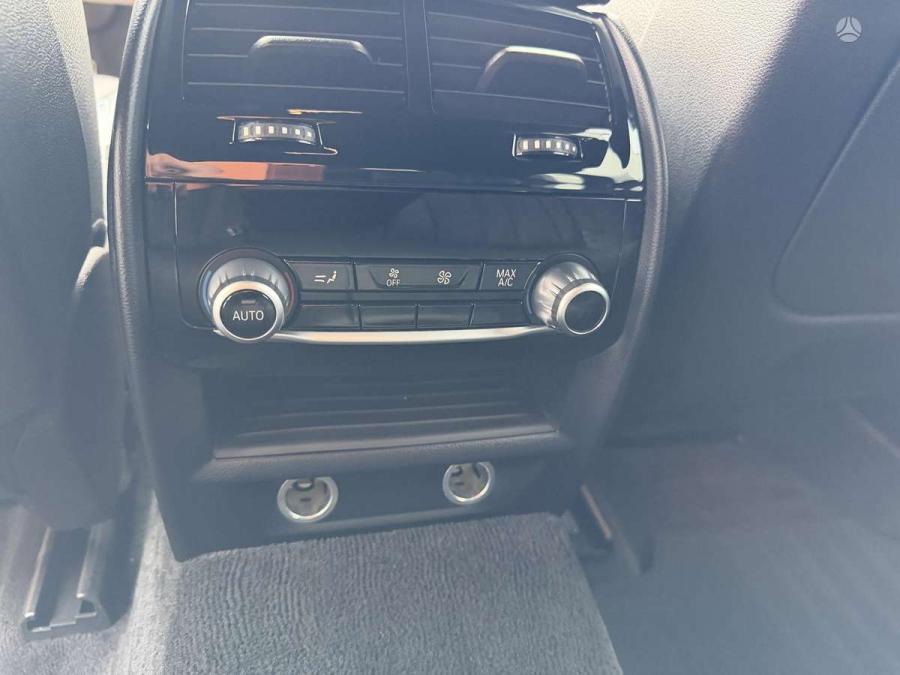 Grey BMW 630 2019 in Utena, with an engine capacity of 2.99 L and mileage of 275 thousand km for 17990 €, photo 16 on AUTOMOTO.COM.LV