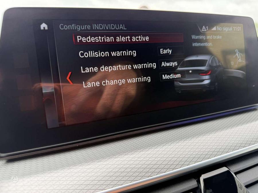 Grey BMW 630 2019 in Utena, with an engine capacity of 2.99 L and mileage of 275 thousand km for 17990 €, photo 17 on AUTOMOTO.COM.LV