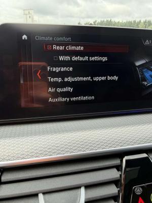 Grey BMW 630 2019 in Utena, with an engine capacity of 2.99 L and mileage of 275 thousand km for 17990 €, photo 18 on AUTOMOTO.COM.LV