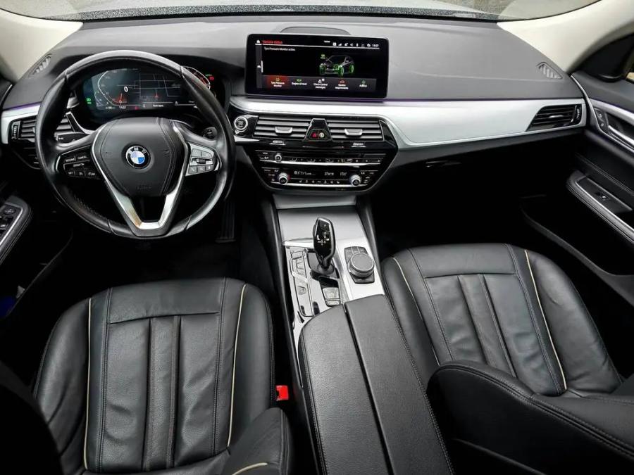 Grey BMW 630 2020 in Riga, with an engine capacity of 2.00 L and mileage of 184 thousand km for 26900 €, photo 11 on AUTOMOTO.COM.LV