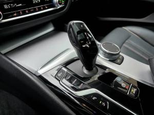 Grey BMW 630 2020 in Riga, with an engine capacity of 2.00 L and mileage of 184 thousand km for 26900 €, photo 17 on AUTOMOTO.COM.LV