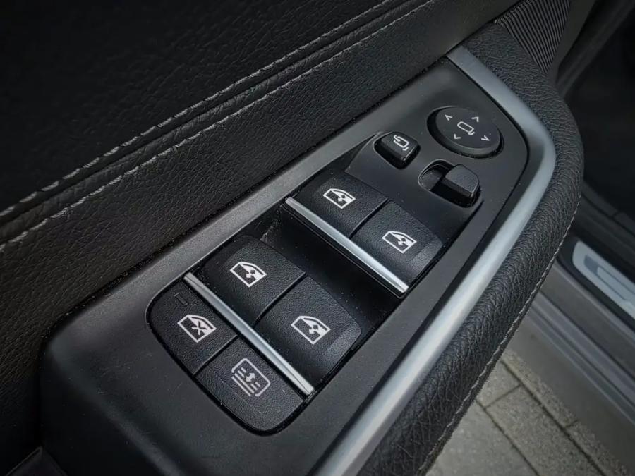 Grey BMW 630 2020 in Riga, with an engine capacity of 2.00 L and mileage of 184 thousand km for 26900 €, photo 36 on AUTOMOTO.COM.LV