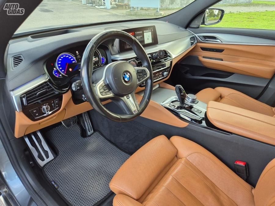 Pelēks BMW 630 2018 Panevēža, ar dzinēja tilpumu 3.00 L un nobraukumu 245 tūkst. km par 27800 €, foto 13 vietnē AUTOMOTO.COM.LV