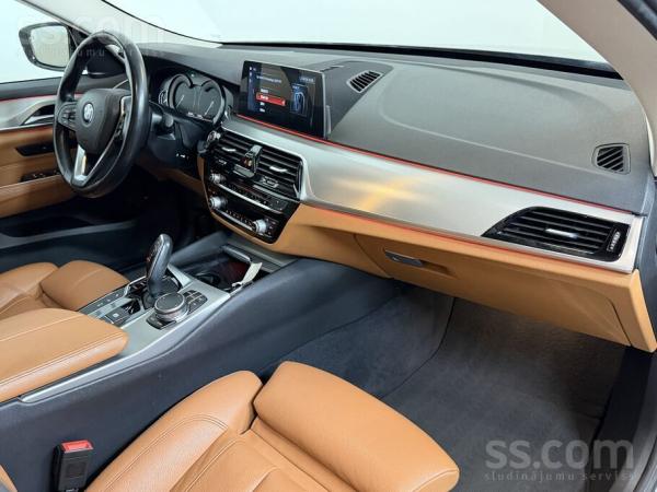 Grey BMW 630 2018 in Riga, with an engine capacity of 3.00 L and mileage of 260 thousand km for 18900 €, photo 9 on AUTOMOTO.COM.LV