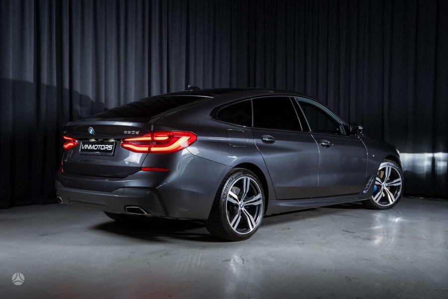 Pelēks BMW 630 2018 Viļņa, ar dzinēja tilpumu 2.99 L un nobraukumu 89 tūkst. km par 29999 €, foto 7 vietnē AUTOMOTO.COM.LV