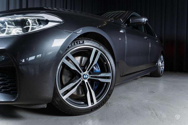 Pelēks BMW 630 2018 Viļņa, ar dzinēja tilpumu 2.99 L un nobraukumu 89 tūkst. km par 29999 €, foto 10 vietnē AUTOMOTO.COM.LV