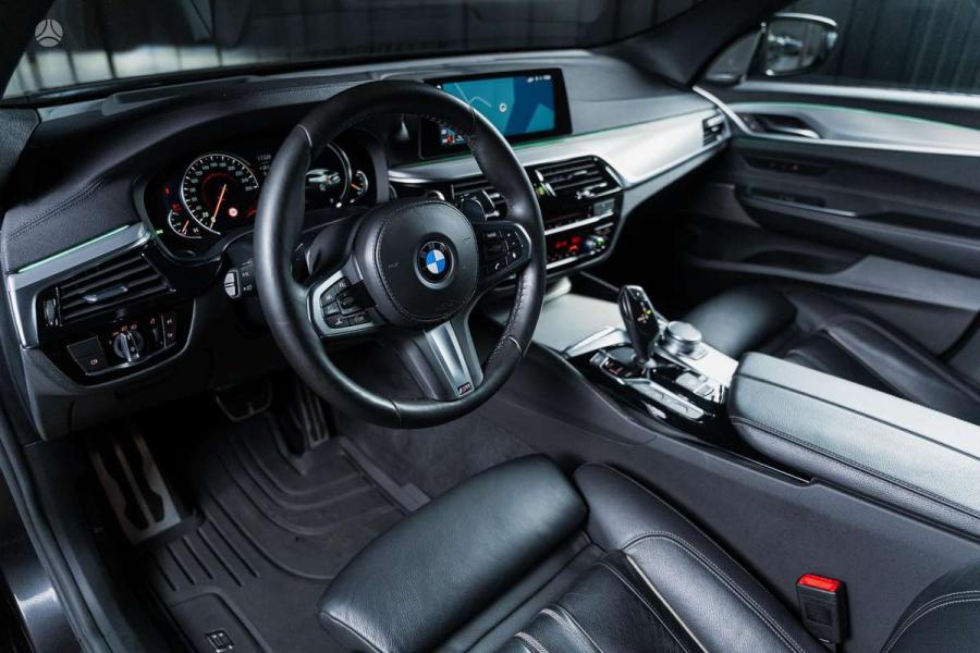 Pelēks BMW 630 2018 Viļņa, ar dzinēja tilpumu 2.99 L un nobraukumu 89 tūkst. km par 29999 €, foto 18 vietnē AUTOMOTO.COM.LV