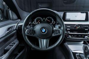 Pelēks BMW 630 2018 Viļņa, ar dzinēja tilpumu 2.99 L un nobraukumu 89 tūkst. km par 29999 €, foto 19 vietnē AUTOMOTO.COM.LV