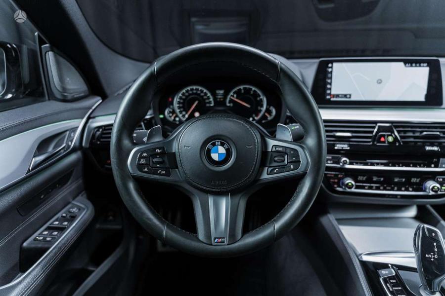 Pelēks BMW 630 2018 Viļņa, ar dzinēja tilpumu 2.99 L un nobraukumu 89 tūkst. km par 29999 €, foto 19 vietnē AUTOMOTO.COM.LV