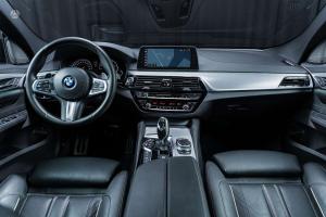 Pelēks BMW 630 2018 Viļņa, ar dzinēja tilpumu 2.99 L un nobraukumu 89 tūkst. km par 29999 €, foto 22 vietnē AUTOMOTO.COM.LV