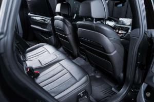 Pelēks BMW 630 2018 Viļņa, ar dzinēja tilpumu 2.99 L un nobraukumu 89 tūkst. km par 29999 €, foto 30 vietnē AUTOMOTO.COM.LV