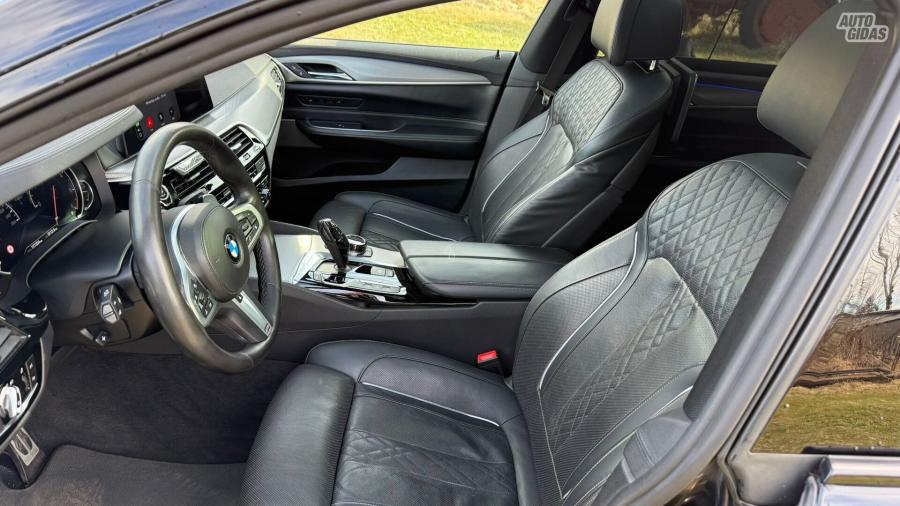 BMW 630 2018 in Vilnius, with an engine capacity of 3.00 L and mileage of 178 thousand km for 24999 €, photo 19 on AUTOMOTO.COM.LV