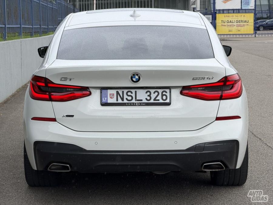 BMW 630 2018 in Vilnius, with an engine capacity of 3.00 L and mileage of 272 thousand km for 25500 €, photo 9 on AUTOMOTO.COM.LV