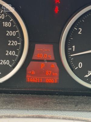 Red BMW 630 2007 in Kaunas, with an engine capacity of 3.00 L and mileage of 144 thousand km for 4999 €, photo 15 on AUTOMOTO.COM.LV