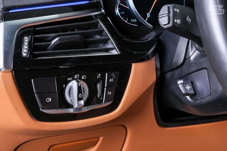 Balts BMW 630 2018 Marijampole, ar dzinēja tilpumu 3.00 L un nobraukumu 238 tūkst. km par 25450 €, foto 29 vietnē AUTOMOTO.COM.LV