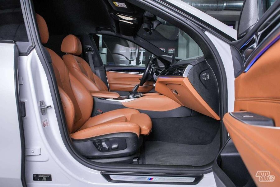 Balts BMW 630 2018 Marijampole, ar dzinēja tilpumu 3.00 L un nobraukumu 238 tūkst. km par 25450 €, foto 37 vietnē AUTOMOTO.COM.LV